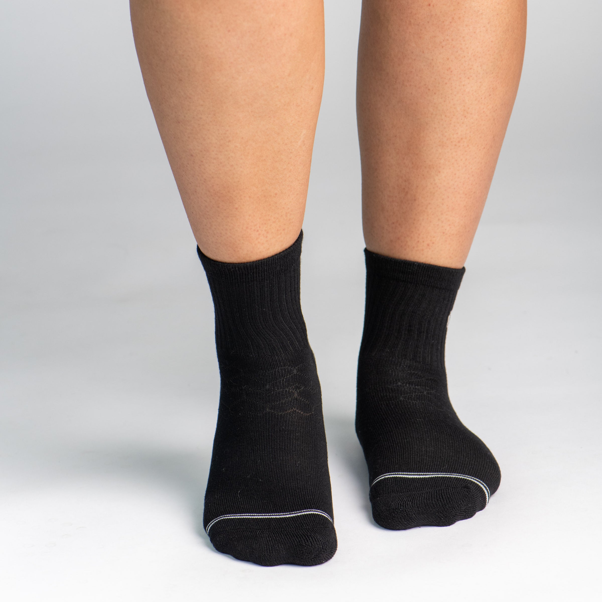 Women's Quarter Crew Socks - Buy One Donate One – Pudus™ Lifestyle Co.