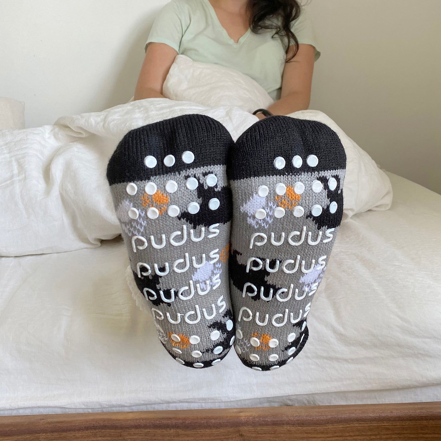 Classic Slipper Socks | Bear Black – Pudus™ Lifestyle Co.